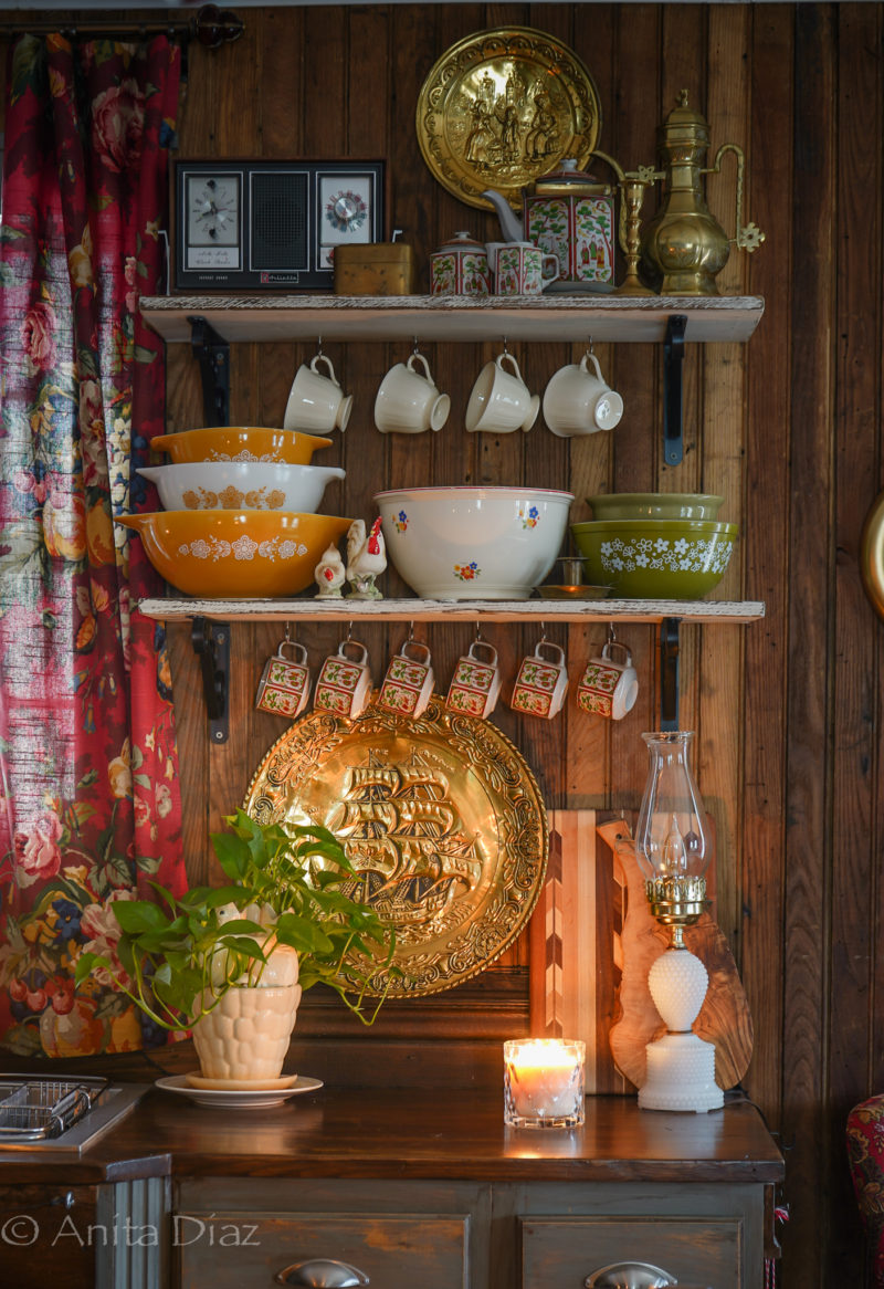 Shelf Styling: How to create seasonal vignettes - Whispering Pines ...