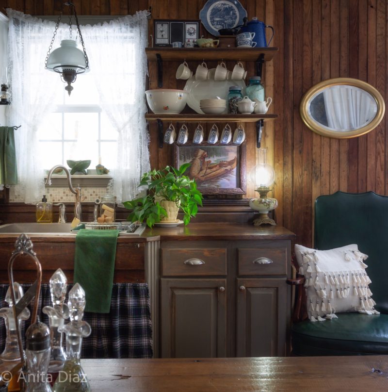 Shelf Styling: How to create seasonal vignettes - Whispering Pines ...