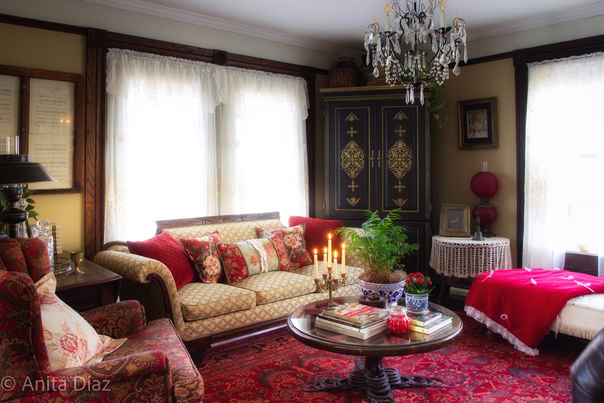 Vintage Farmhouse Spring Tour - Whispering Pines Homestead